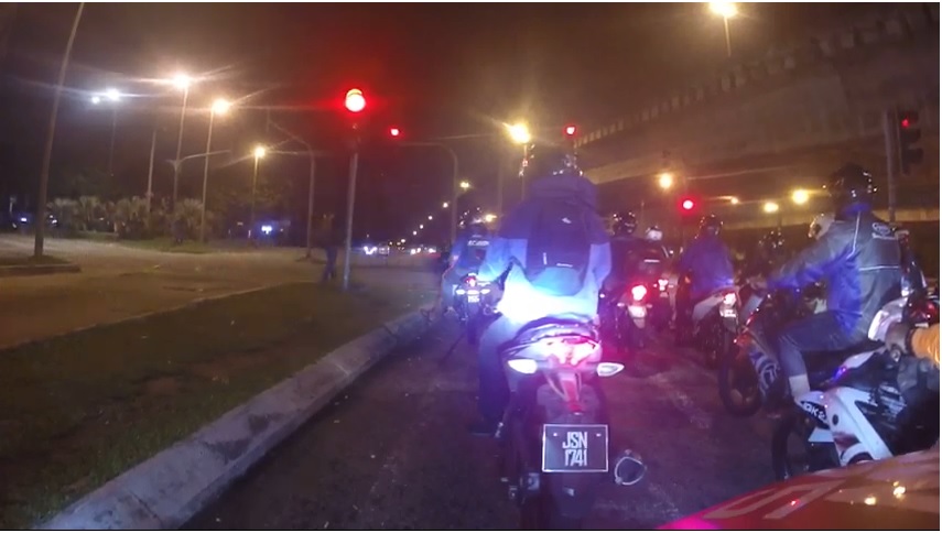 YouTube-Johor checkpoint - Woodland Singapore - The Independent ...