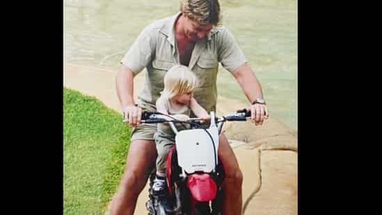 robert-irwin-shares-throwback-photo-with-dad-steve-irwin-and-his-old ...