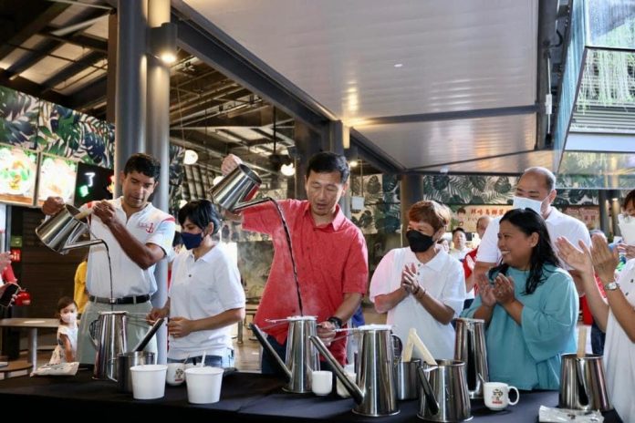 Newly opened Bukit Canberra hawker centre sells $3.50 budget meals ...