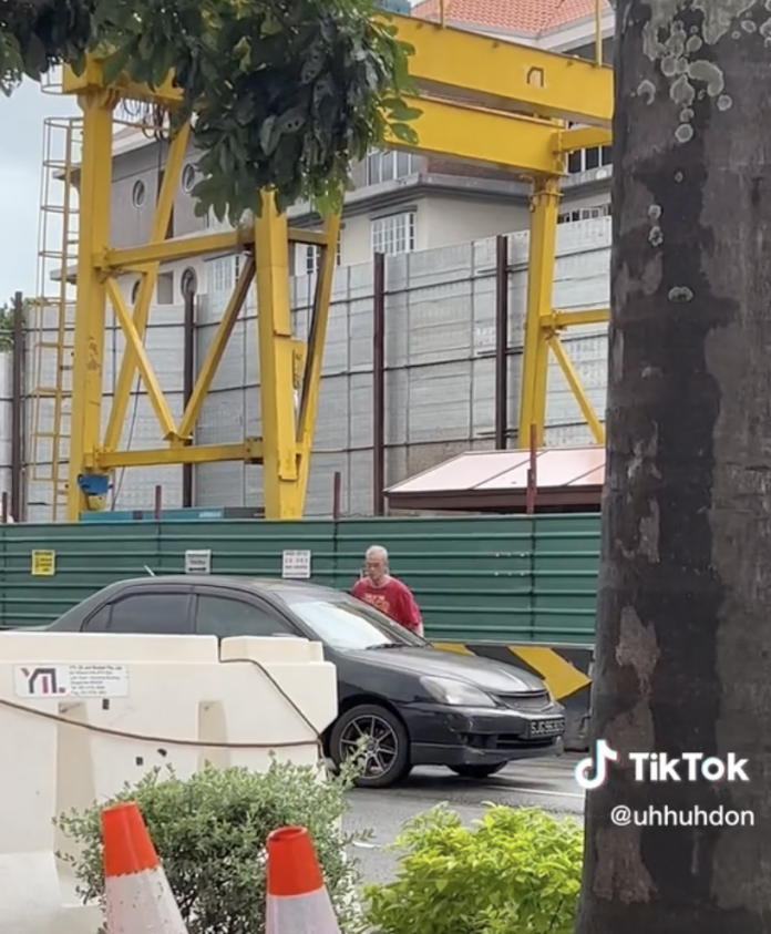 2 uncles fight & punch each other on Still Road, family tags in ...
