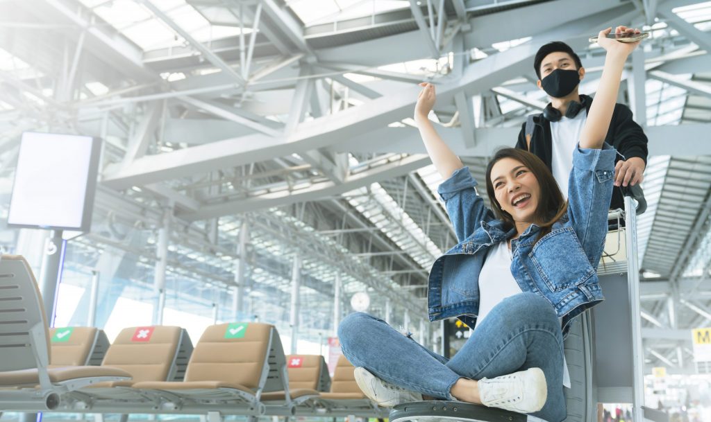 M1 SIM-Only and Roaming Plans for your holiday travels - Singapore News