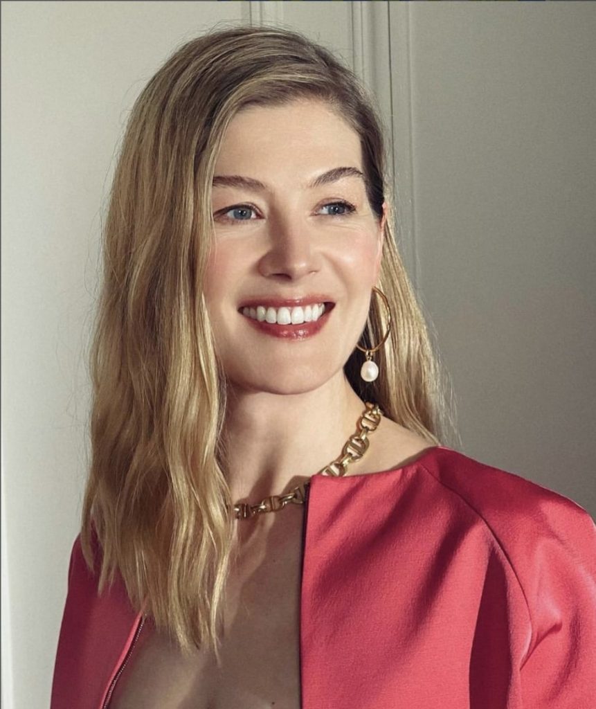 Rosamund Pike gets candid about Saltburn, the most talked about film of ...