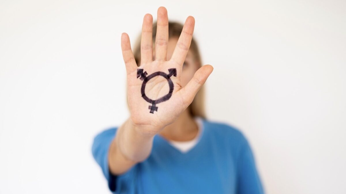 Woman asks if she should report her superior for being inappropriate ...