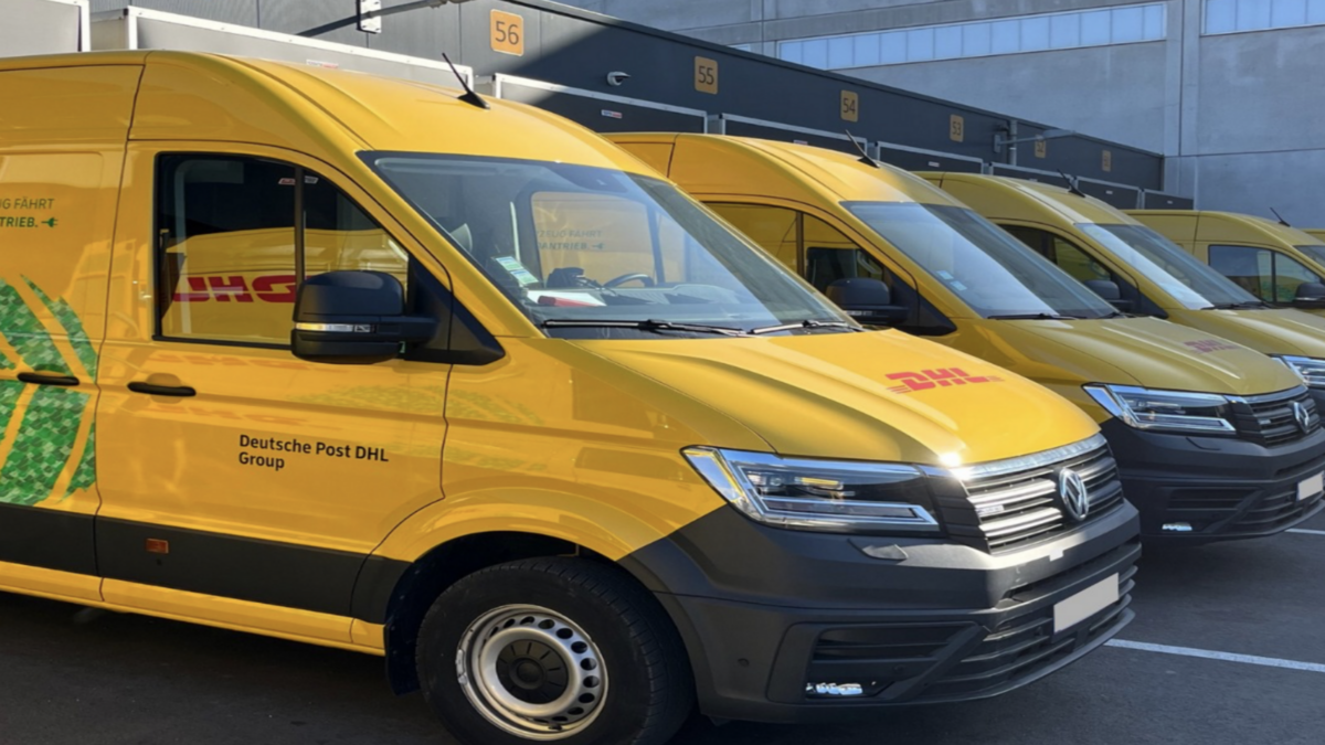 DHL to cut 8,000 jobs in Germany as it aims to save over €1B by 2027 ...