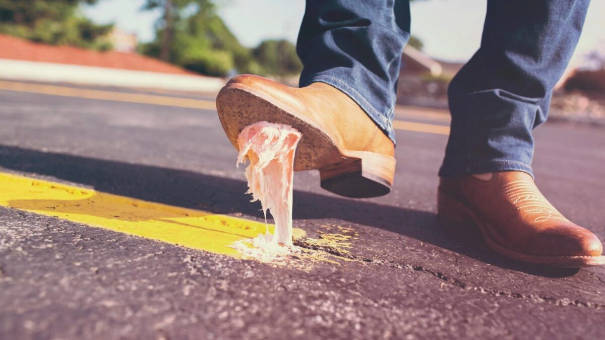 Chew on this: The real reason Singapore banned gum—and won’t bring it ...