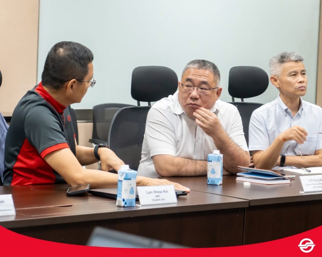 SMRT hosts Shanghai Shentong Metro delegation at Kim Chuan Depot to ...