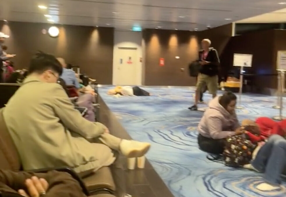 Traveller stranded at Changi for 3 days finally flies to Jeddah; but ...